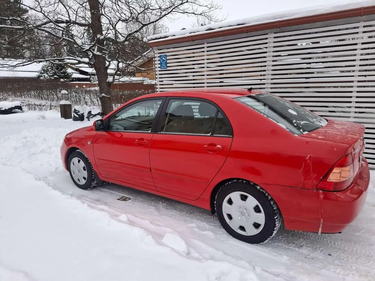 Toyota Corolla 1,6 VVT-i Linea Sol 4ov aut. # Lohkolämmitin ...